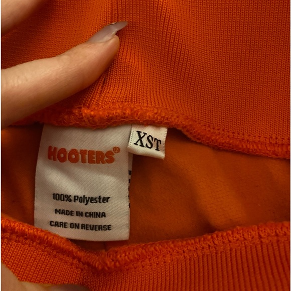 Hooters | Pants & Jumpsuits | Rare Hooters Tracksuit W Hooters Tank Top ...